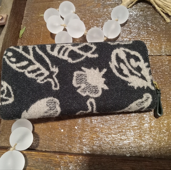 Pendleton | Bags | Pendleton Wool Wallet | Poshmark